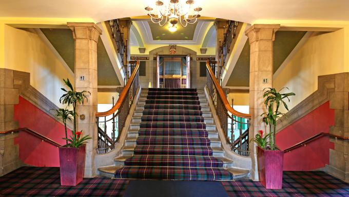 Merchiston Castle School (Мерчисон Касл Скул): стоимость обучения, как ...